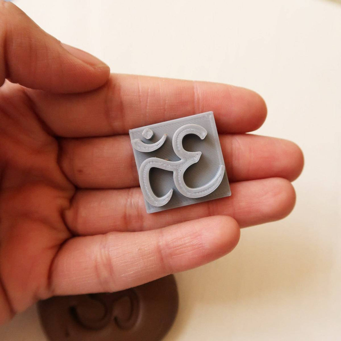 Om Stamp | ClartStudios